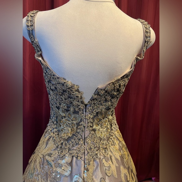 Savoy’s Bellezza | Dresses | Elegant Embroidered Gold And Black Ball ...